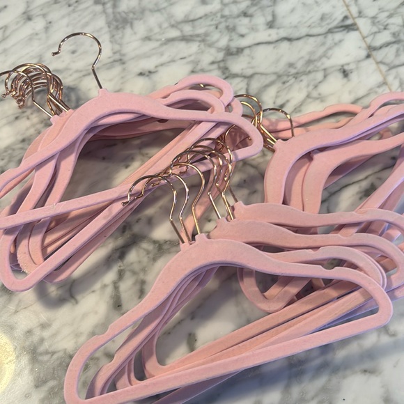 Storage & Organization | Girls Pink Velvet Hangers Packet Of 27 | Poshmark